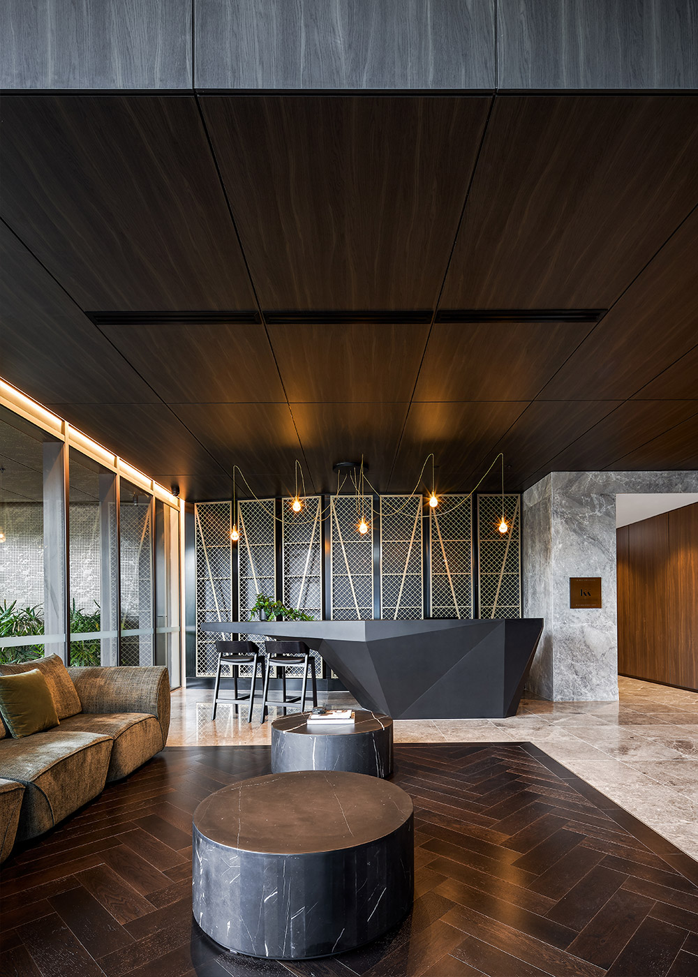 Chester and Ella - Hayball